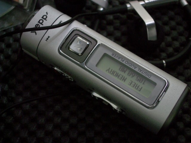 【測試】SAMSUNG yepp YP-55V mp3 測試 - Mobile01