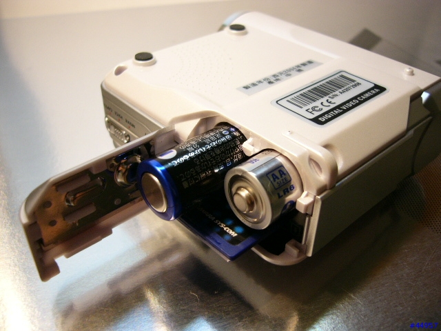 [DV-588] 尾牙抽到的小DC - Mobile01