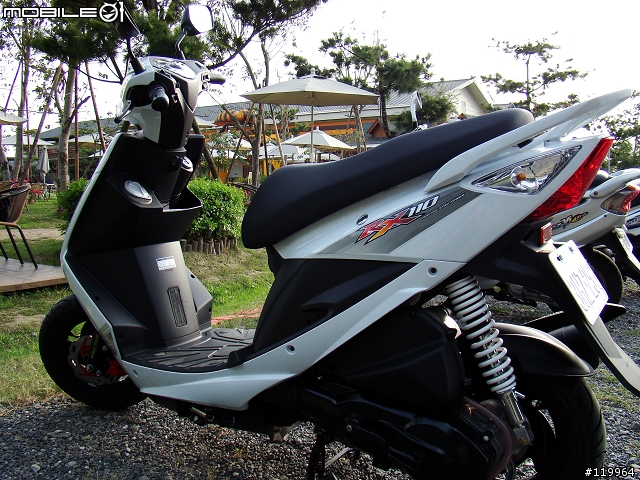 第一輛屬於我的機車---SYM RX110白 - Mobile01