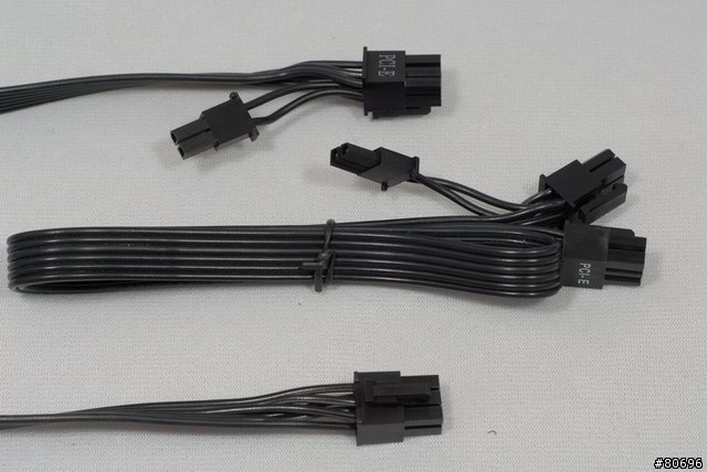 Corsair HX520 520W模組化電源供應器簡介及測試 - Mobile01