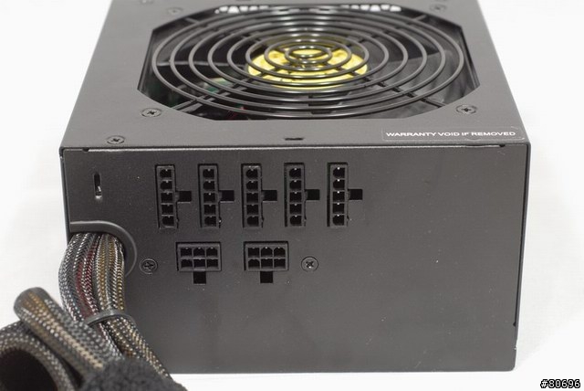 Corsair HX520 520W模組化電源供應器簡介及測試 - Mobile01