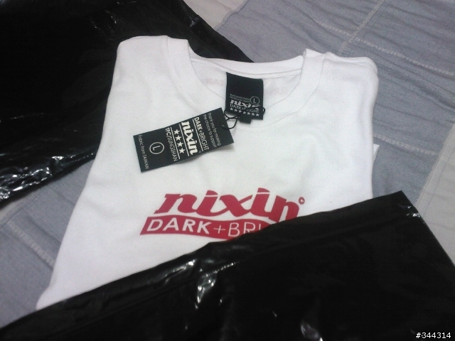 Nixin LOGO BOX 短T - Mobile01