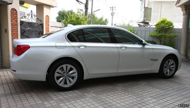 A96 Mineral White ?? - Mobile01