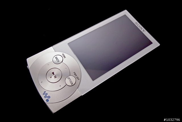 [開箱] 銀白冰晶 SONY A844 入手! - Mobile01