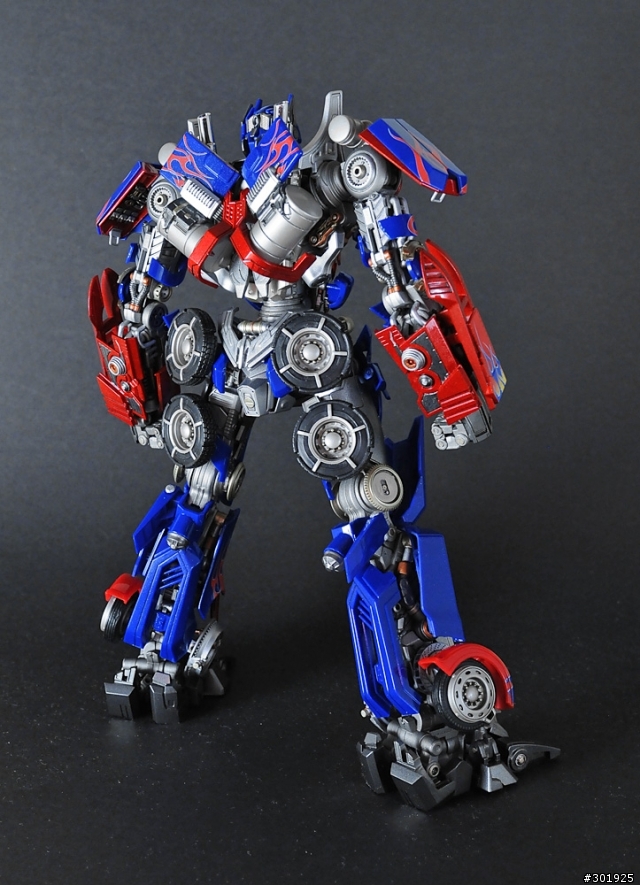 [分享] DMK-01 超精細的Optimus Prime - Mobile01