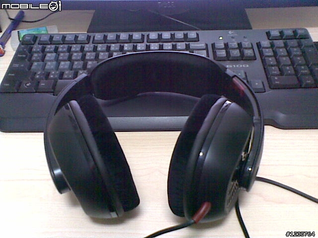 [開箱]3K內的超值選擇，PLANTRONICS GameCom 377 - Mobile01