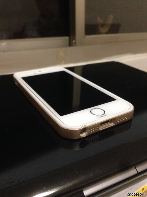 [開箱]TOTU Design iPhone5s雙層矽膠邊框 - Mobile01