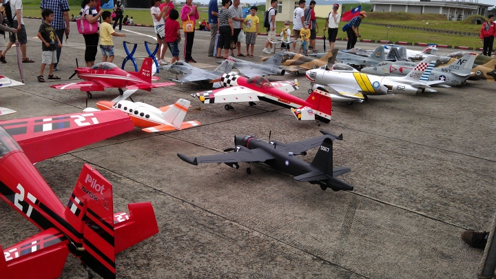 赤空凝碧血~洛克希德 P2V-7U/RB-69A 海王星 電子偵察機 (第2頁) - Mobile01