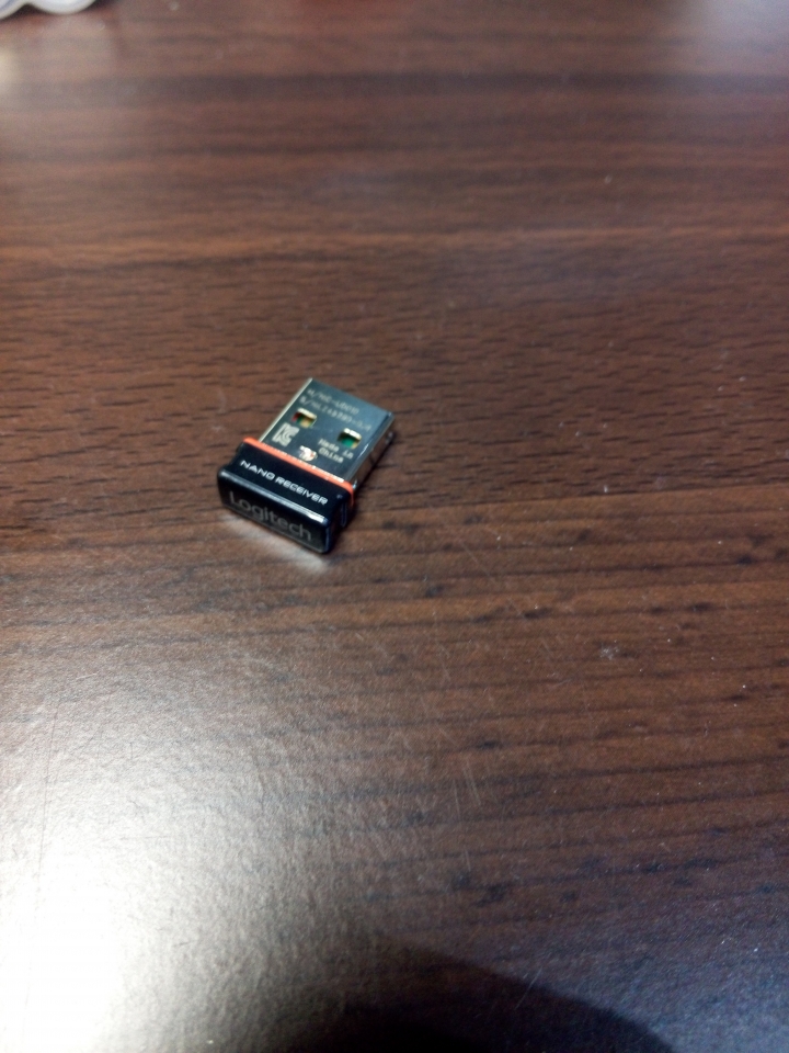 請問 Logitech nano receiver 可以通用嗎？ - Mobile01