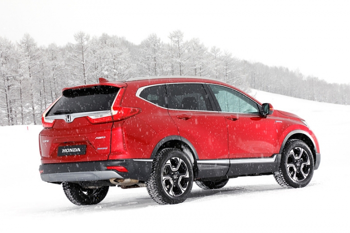 [分享] 日媒 CR-V HYBRID 4WD 試駕 - Mobile01