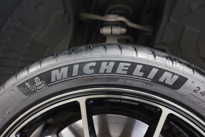 [換胎分享]Michelin PS4s - Mobile01