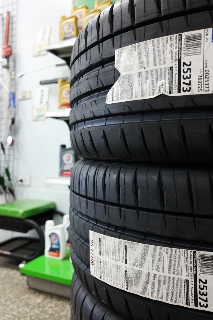 [換胎分享]Michelin PS4s - Mobile01