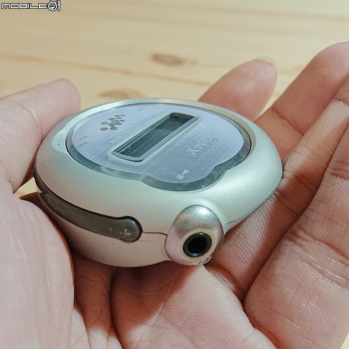 時代的眼淚啊~~Sony Net Walkman NW-E105開箱 (第2頁) - Mobile01