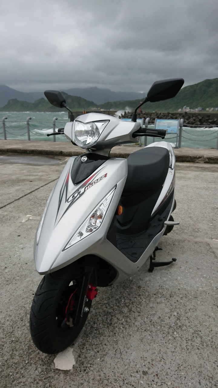 SYM GT150 efi 開箱 - Mobile01