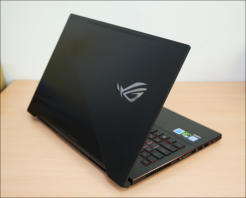 ROG GU501GM 荷包清空之開箱文 - Mobile01