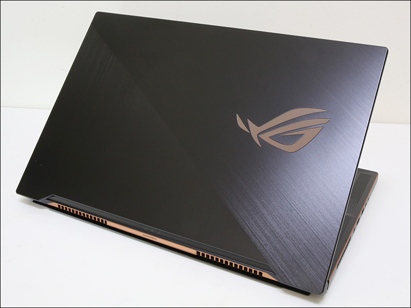 華碩ROG GX701GWR 17吋電競筆電實際測試 - Mobile01