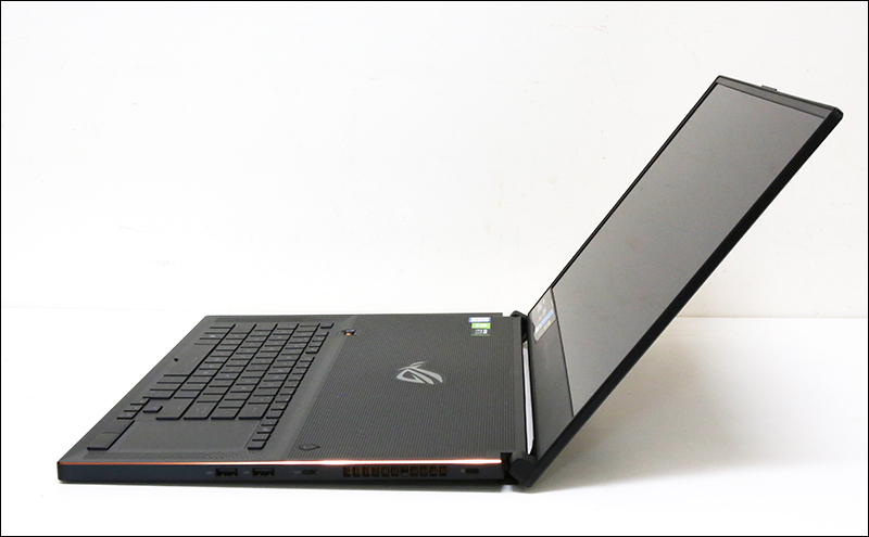 華碩ROG GX701GWR 17吋電競筆電實際測試 - Mobile01