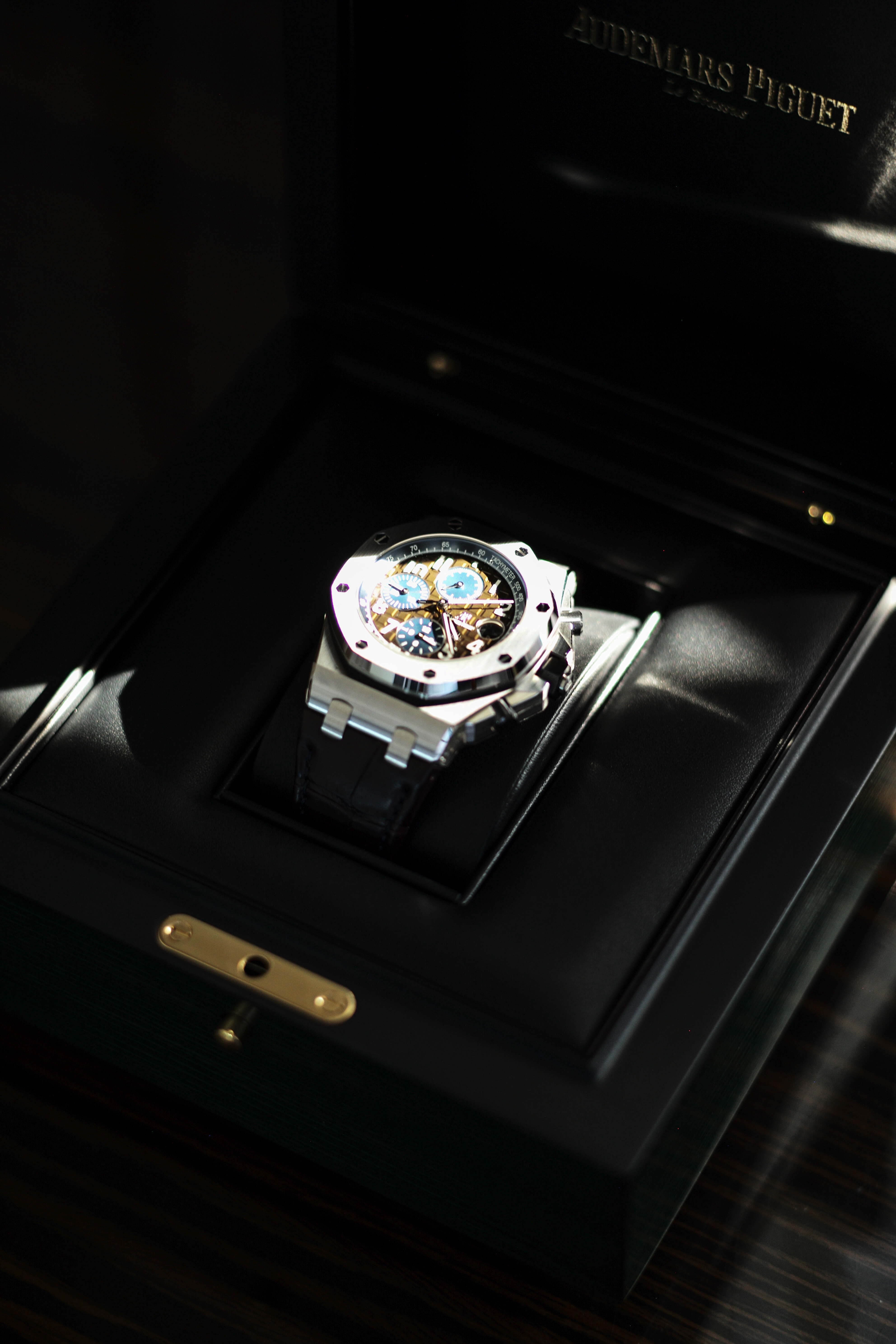 Audemars Piguet ROO 26470ST 簡易開箱 - Mobile01