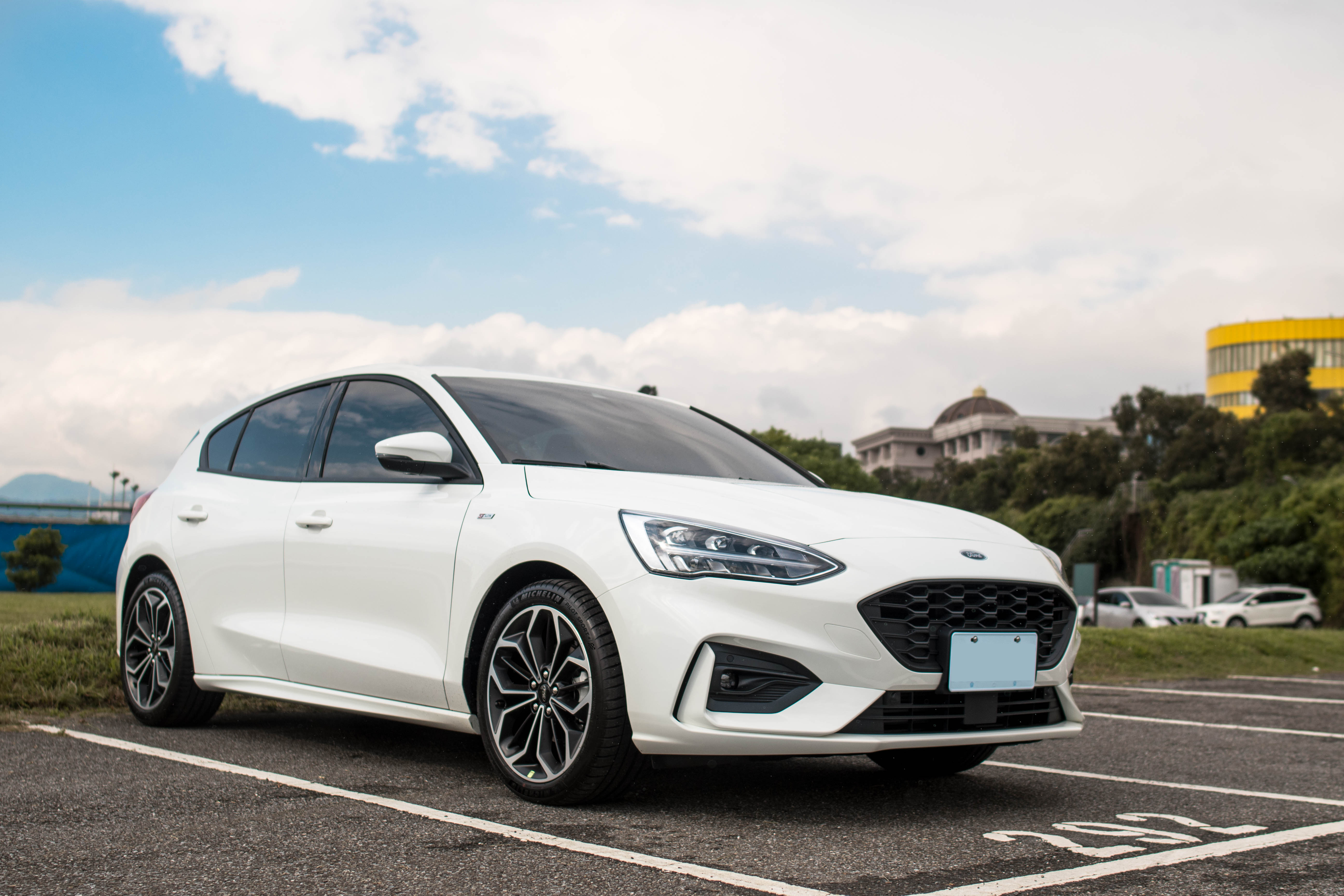 - Focus MK4 ST-Line - 遲來的小開箱心得文 (更新第二套換胎心得) - Mobile01