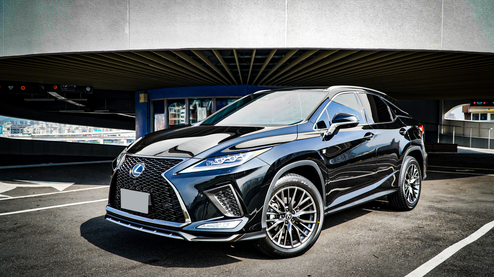 【小改款RX300 F SPORT】付RX200T (RX300)旗艦版開箱 (RC350插花) - Mobile01