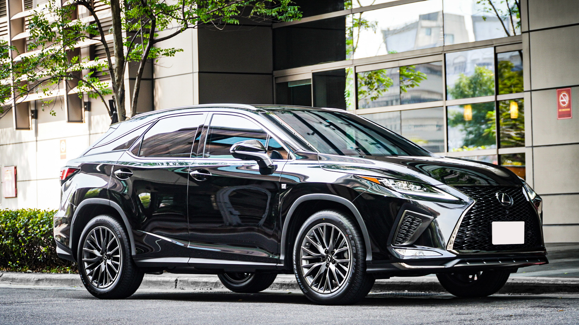 【小改款RX300 F SPORT】付RX200T (RX300)旗艦版開箱 (RC350插花) - Mobile01