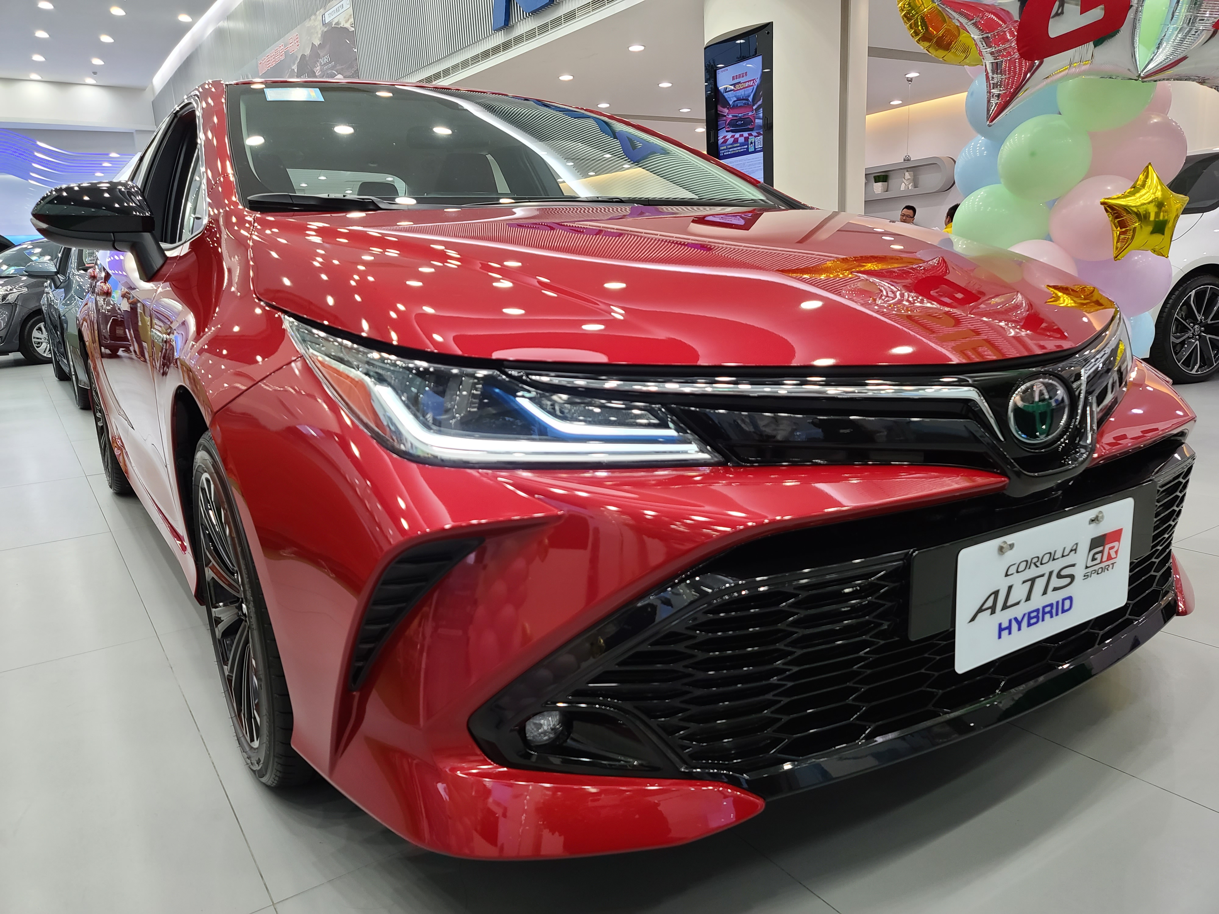 Toyota Altis GR Sport 紅/銀/黑/白 全4色 靜態賞車分享 - Mobile01