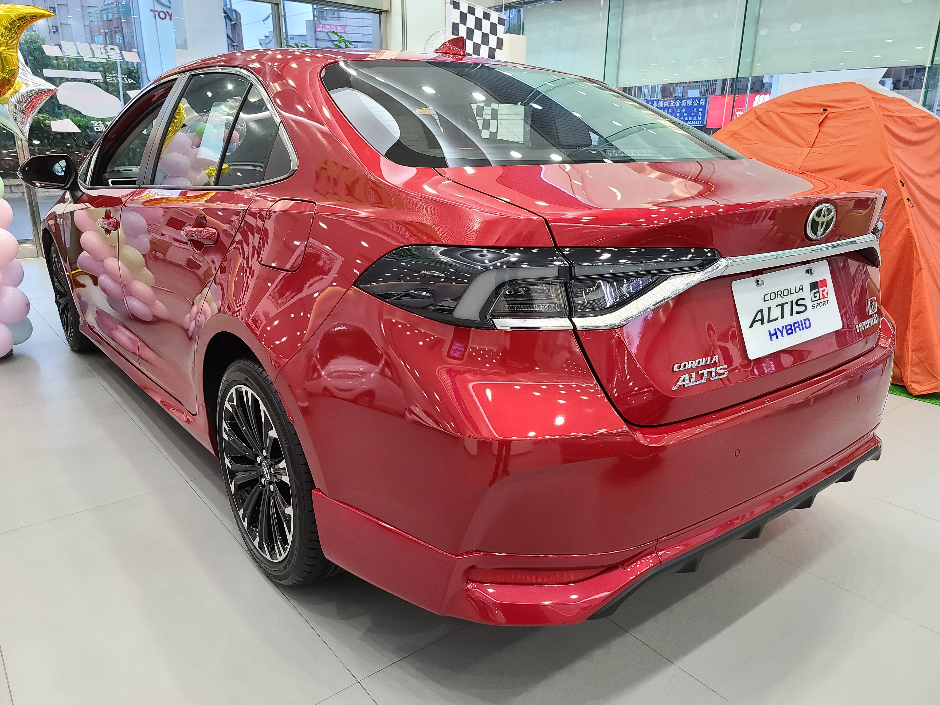 Toyota Altis GR Sport 紅/銀/黑/白 全4色 靜態賞車分享 - Mobile01