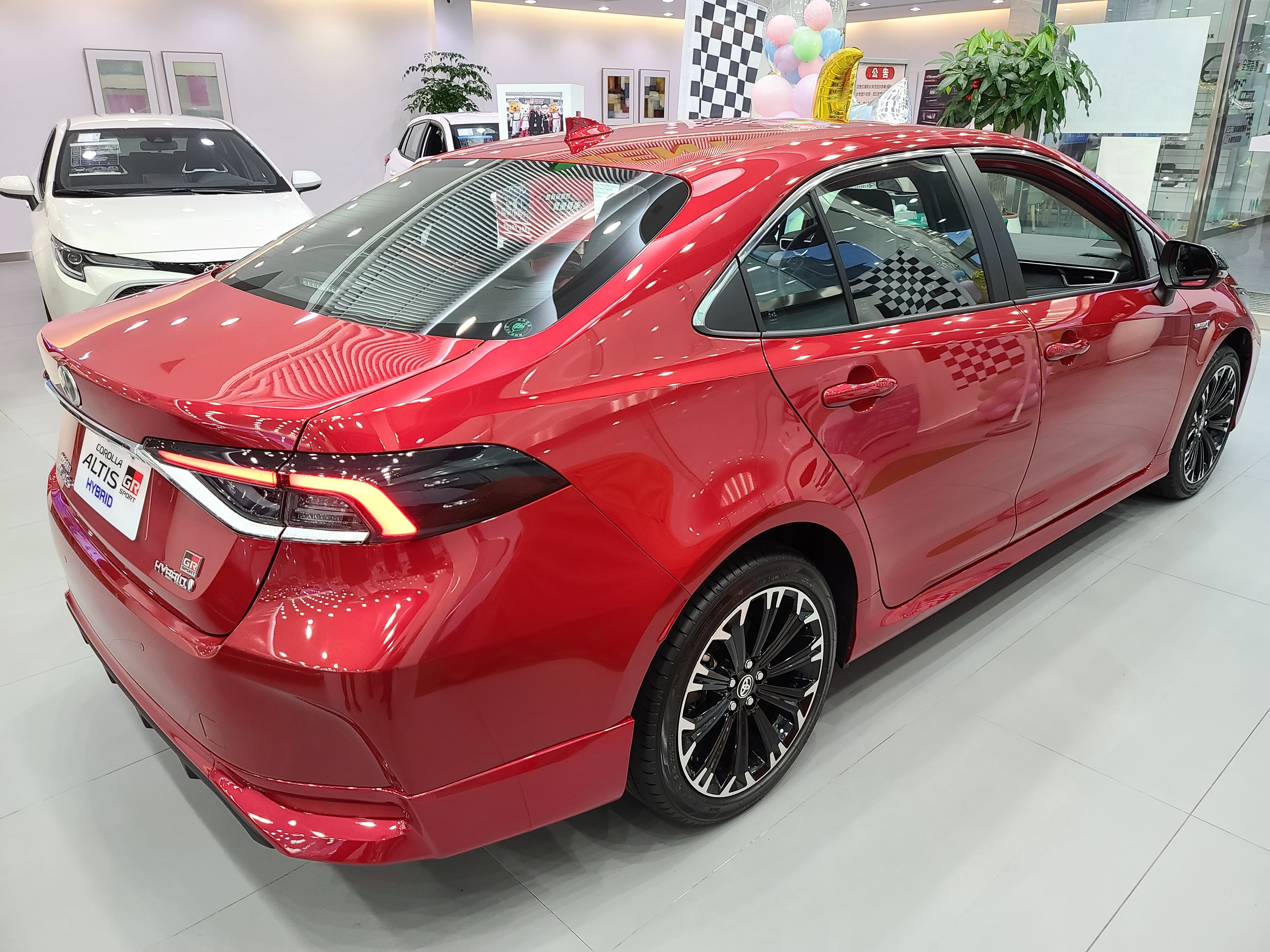 Toyota Altis GR Sport 紅/銀/黑/白 全4色 靜態賞車分享 - Mobile01