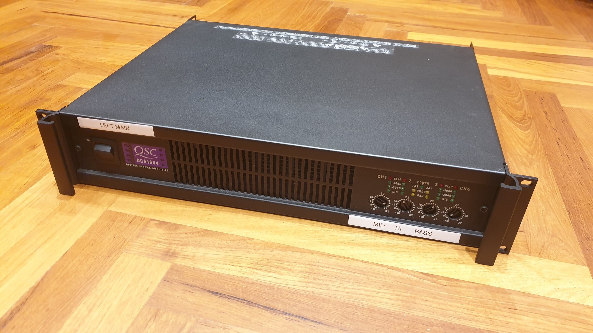 【冠頭哥視廳室開箱】新增RP600M+JTR Captivator 4000ULF+jbl電影院系統 - Mobile01