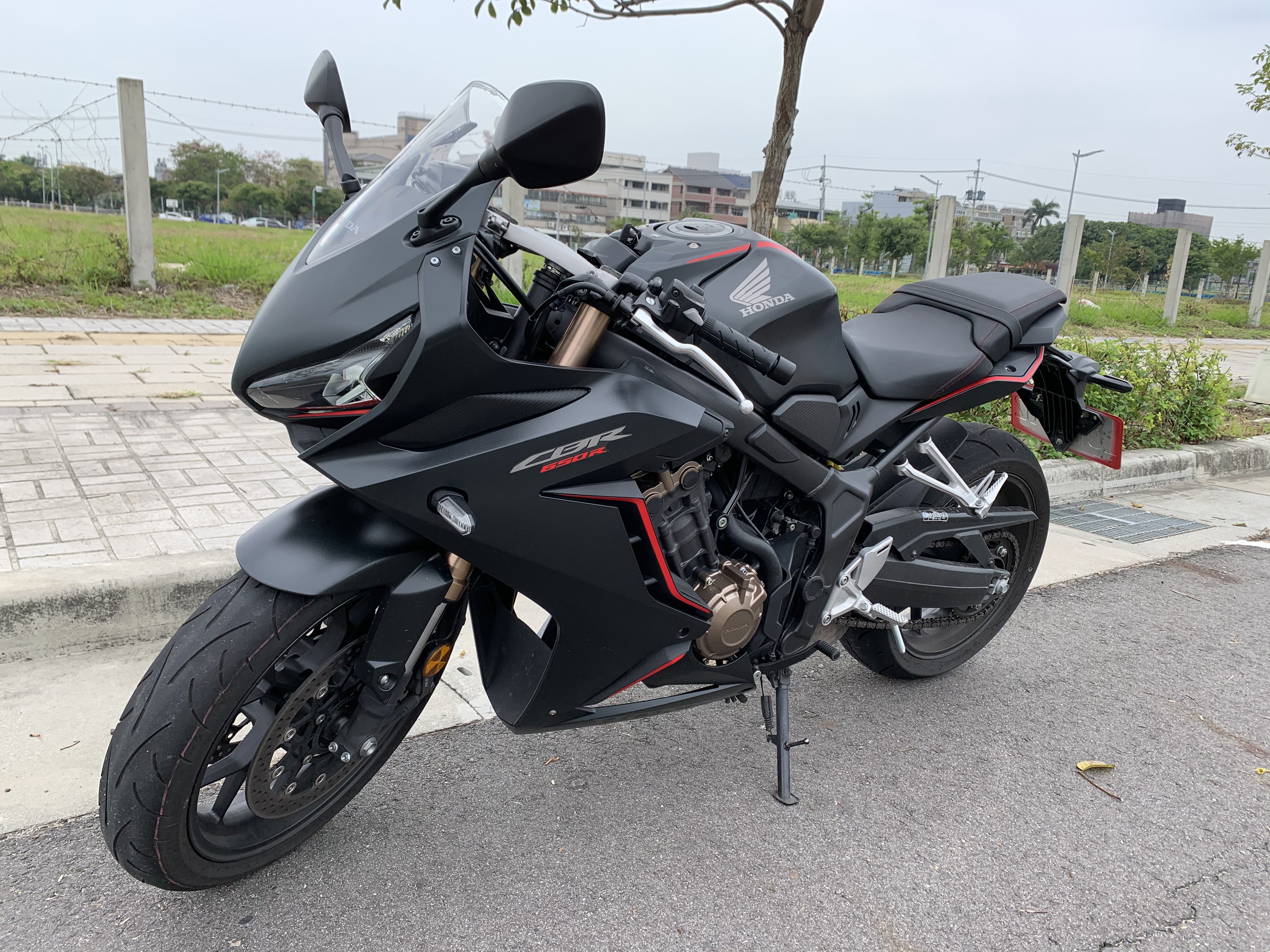 【分享】Honda CBR500R 試乘心得 - Mobile01
