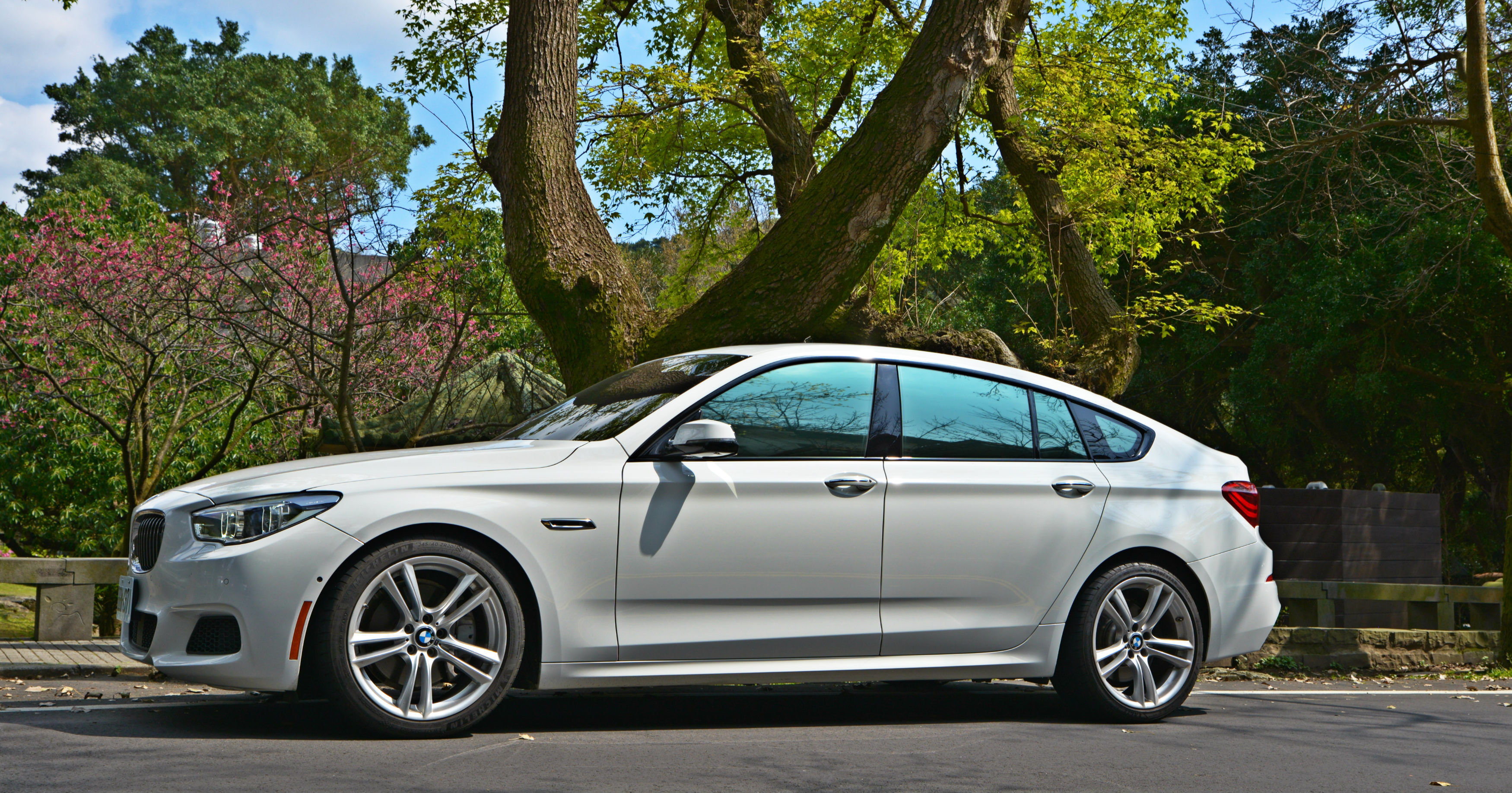 【AJ開箱】跨界跑旅先河之作-BMW 535 GT M-SPORT - Mobile01