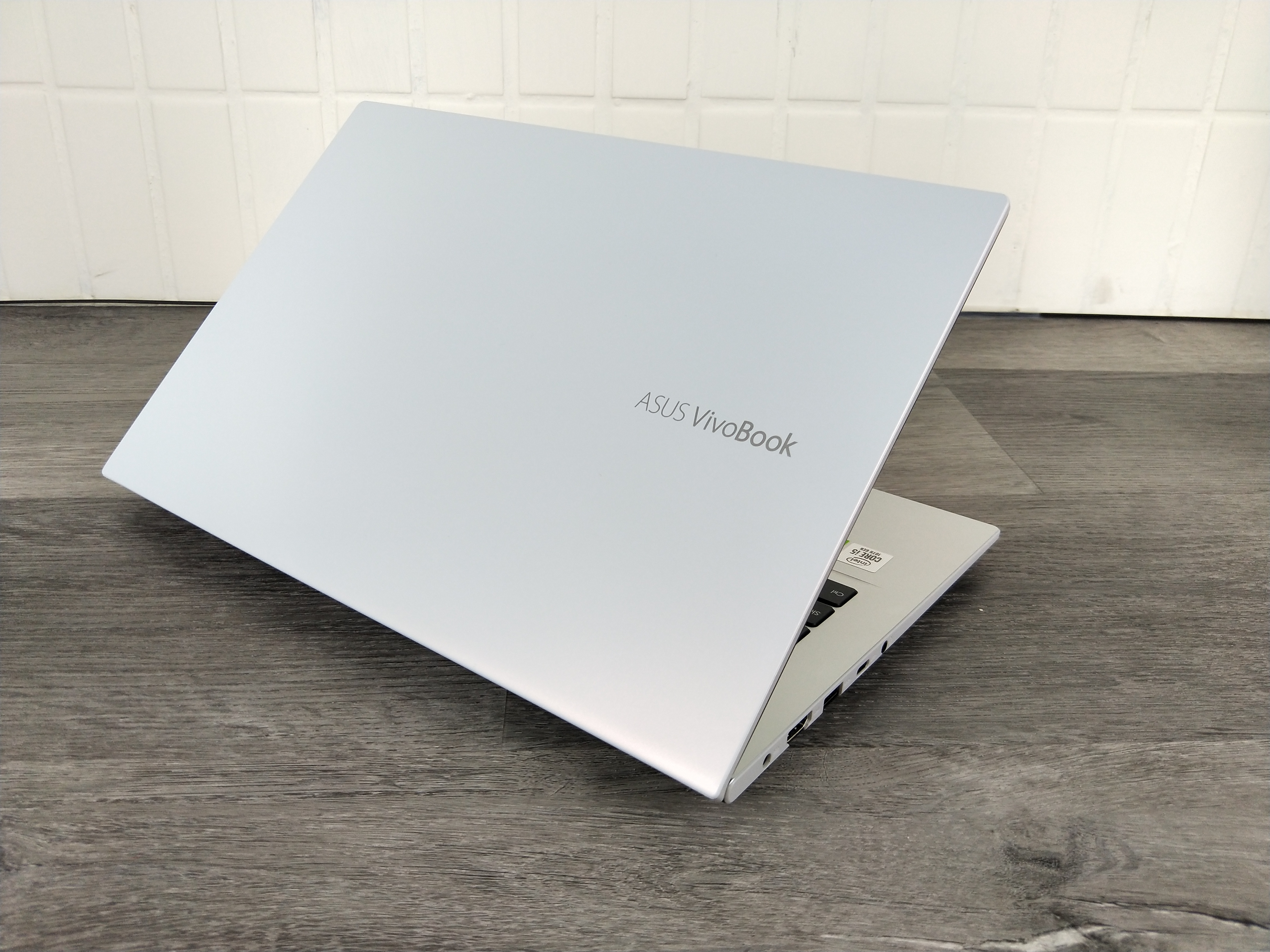 【小亞開箱】ASUS VivoBook 14 X413FP 質感再次提升 - Mobile01