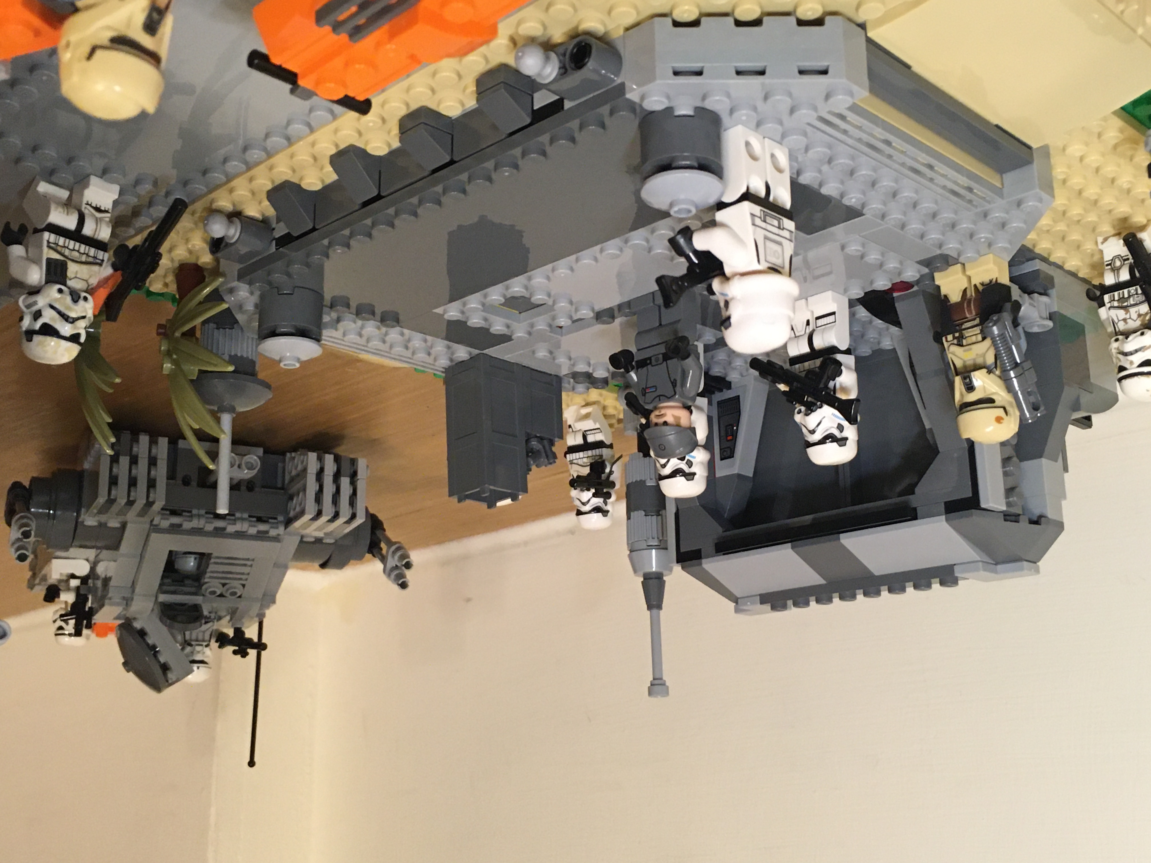 LEGO Rogue one MOC Zeta-class SW0608 - Mobile01