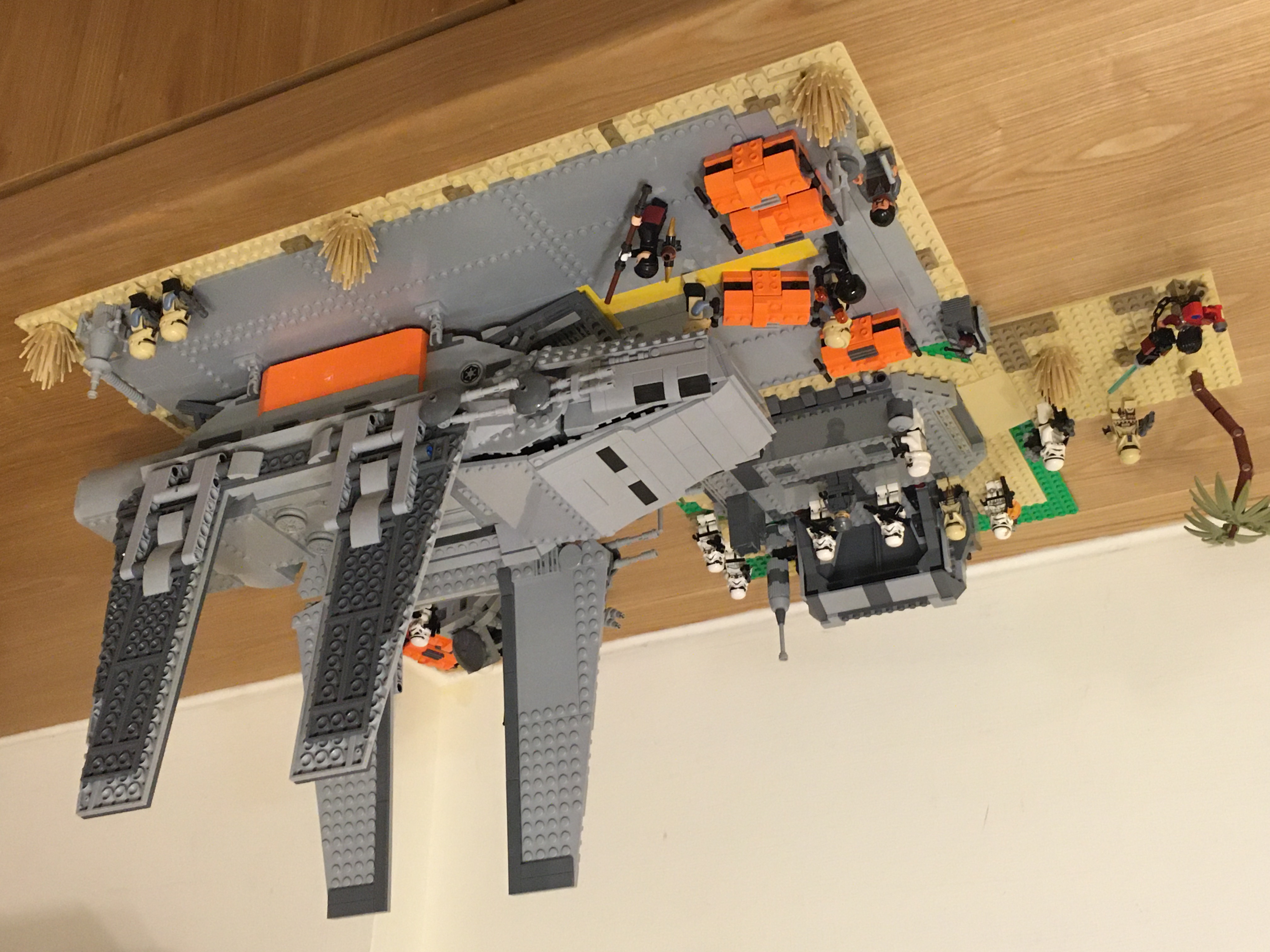 LEGO Rogue one MOC Zeta-class SW0608 - Mobile01
