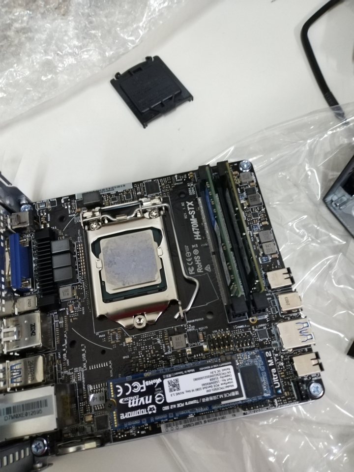 deskmini h470 簡單開箱 - Mobile01