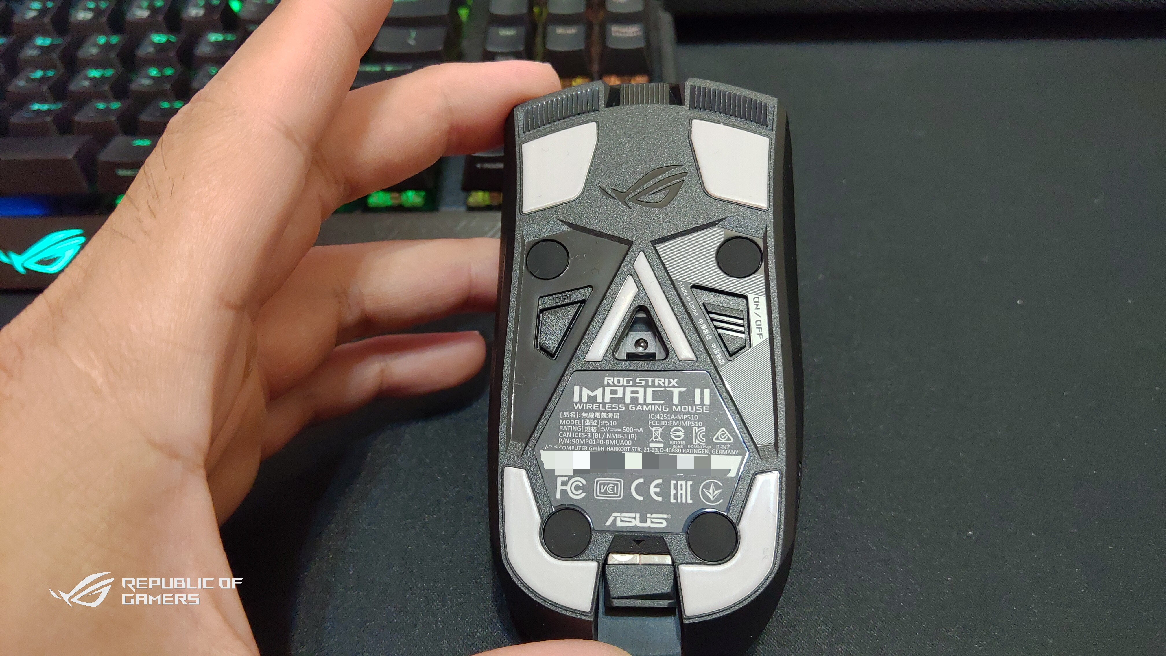 【ROG Impact ii Wireless】雙模無延遲無線滑鼠(簡單開箱) - Mobile01