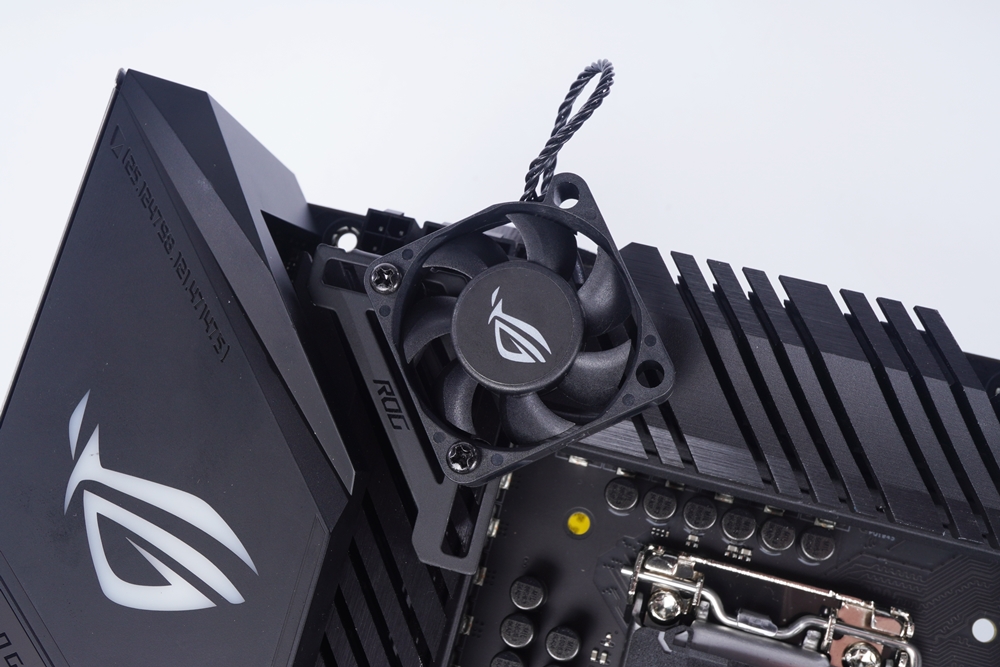 請問這種VRM MOS 風扇支架哪裡可以購買呢?? - Mobile01