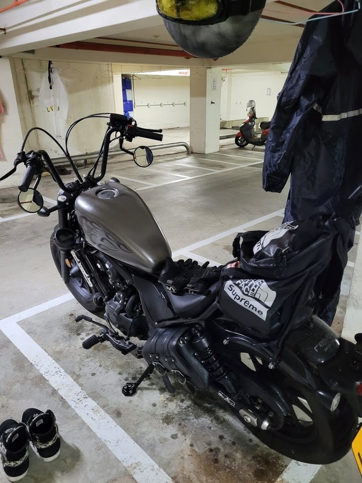 難道矮的女生就不能騎重機嗎？ (第10頁) - Mobile01