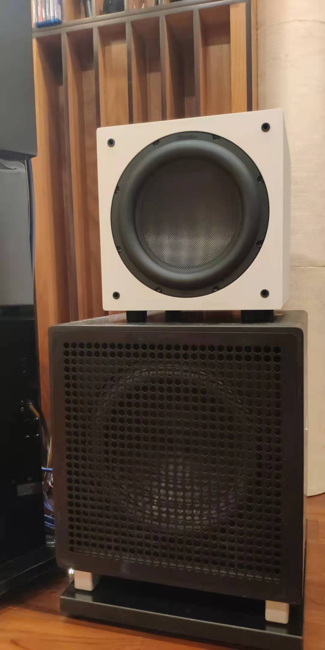 STARKE BREV SW10微型超低音開箱分享：小小體積，大大驚喜 - Mobile01