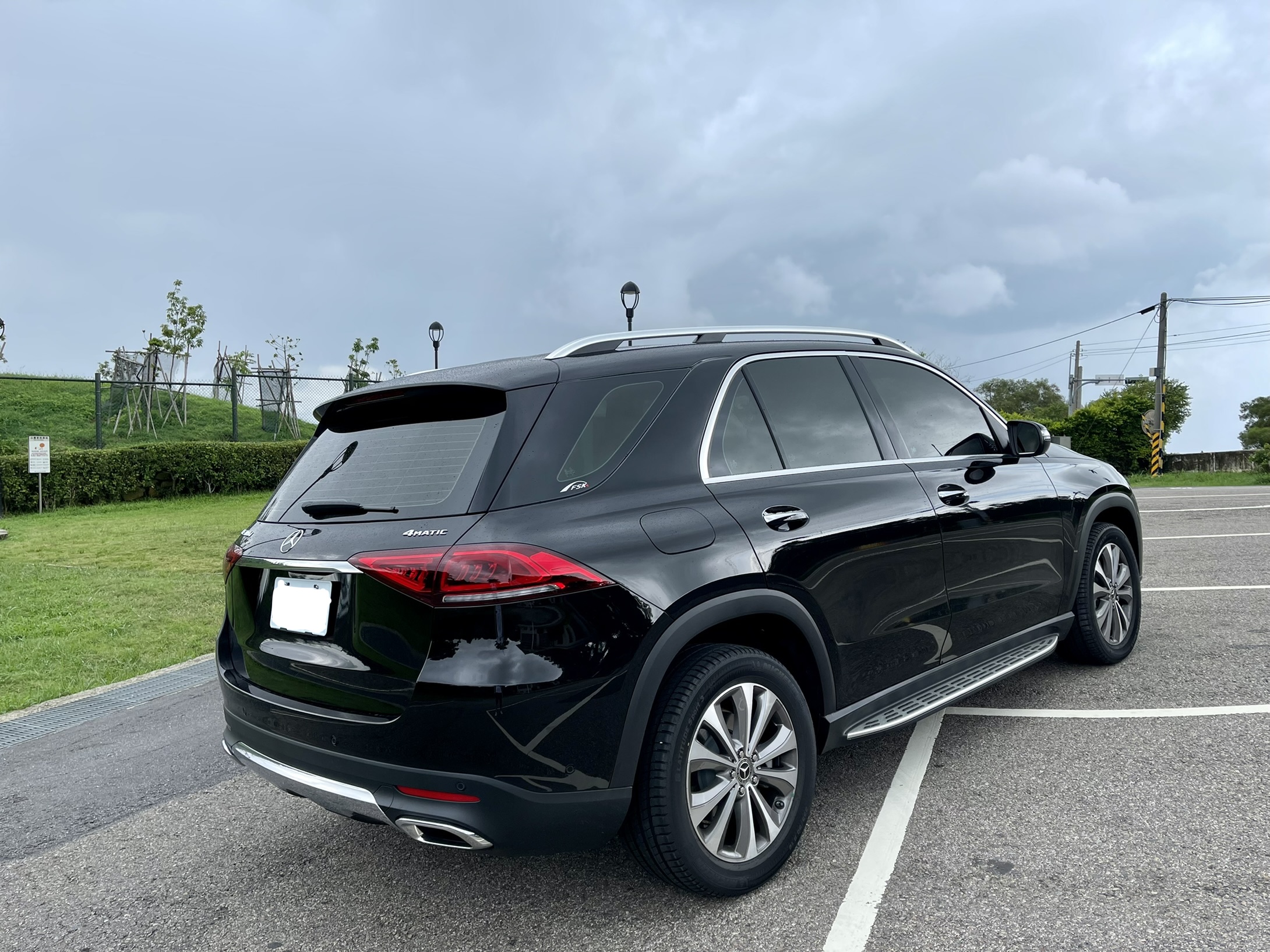 【開箱】Mercedes Benz GLE 300d - Mobile01