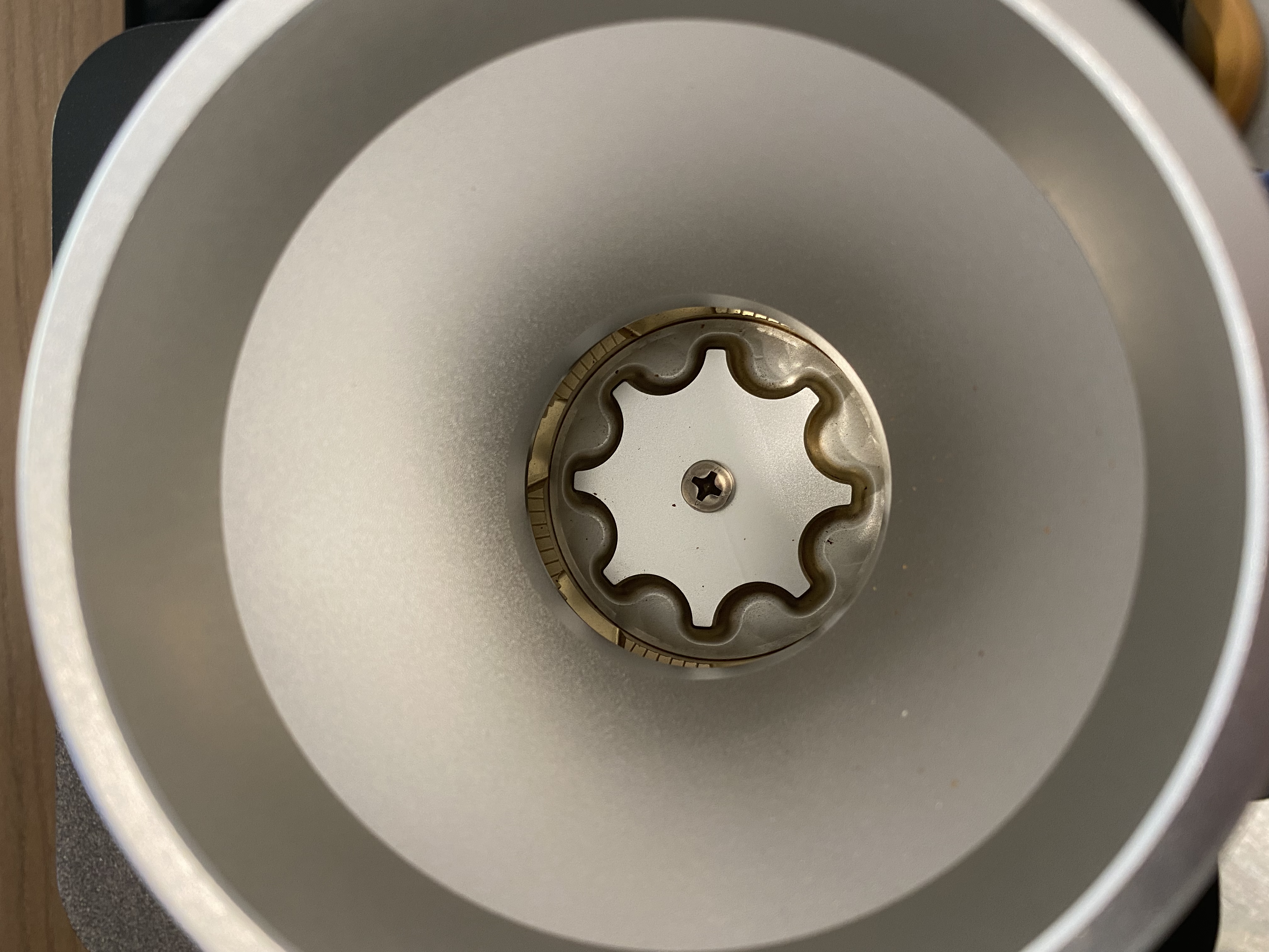 Monolith Max 一個月後 - Mobile01