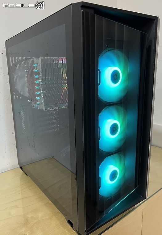 [開箱] Type-C 與 VENTO 風扇搭載 XPG CRUISER BLACK 雷巡艦 - Mobile01