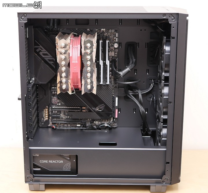 [開箱] Type-C 與 VENTO 風扇搭載 XPG CRUISER BLACK 雷巡艦 - Mobile01