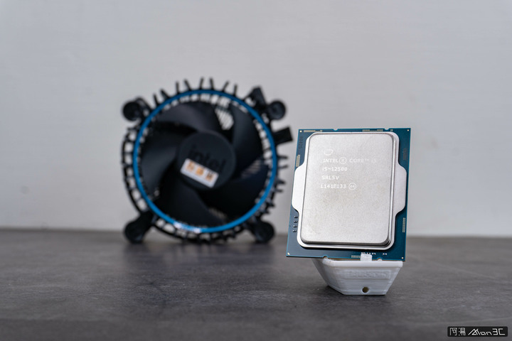 「評測」Intel Core i5-12500 - 這代 i5 CP 值實在是太強大了 - Mobile01