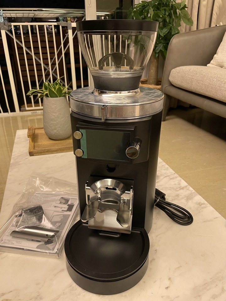 Mahlkonig E65S GbW 簡易開箱 - Mobile01