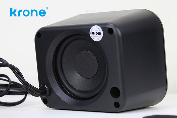 輕巧方便好攜帶、獨立中控重低音加成，HP DHS-2111、DHS-2111S 多媒體小喇叭開箱 - Mobile01