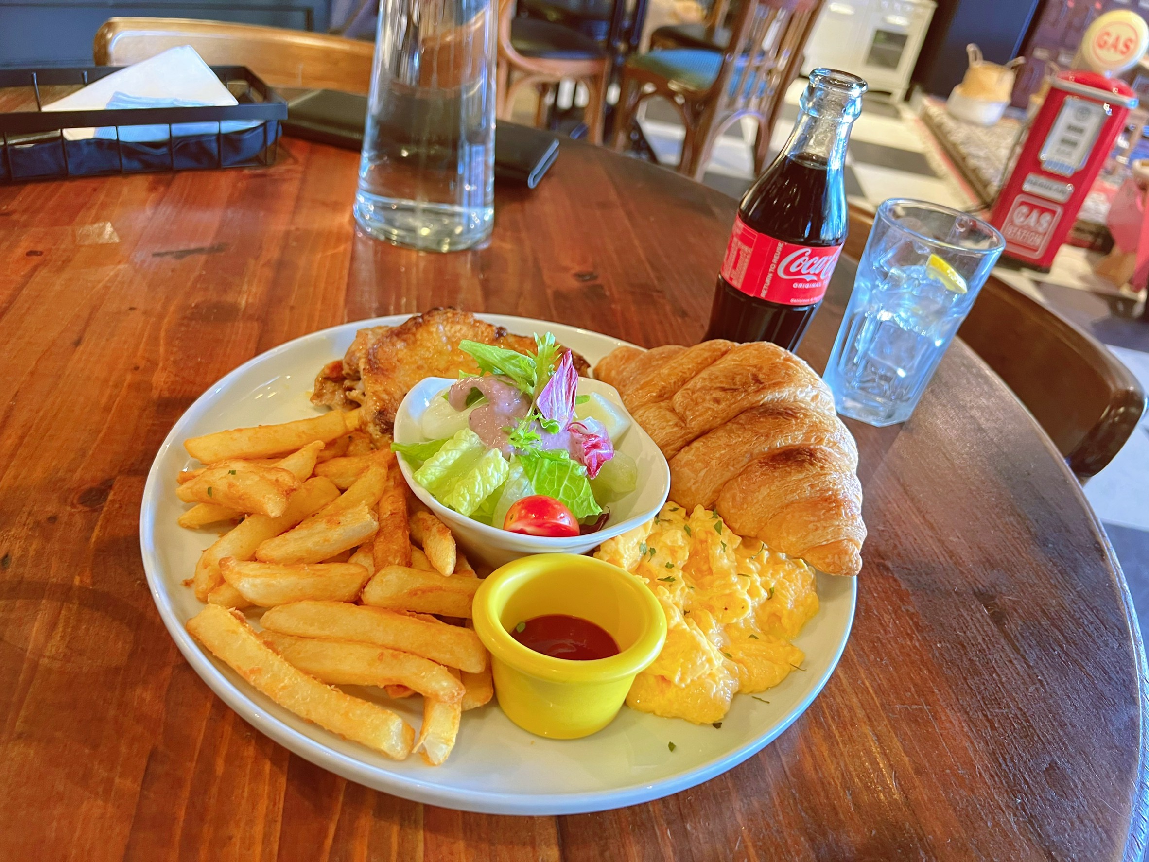 SYM曼巴MMBCU 首開箱 - Mobile01