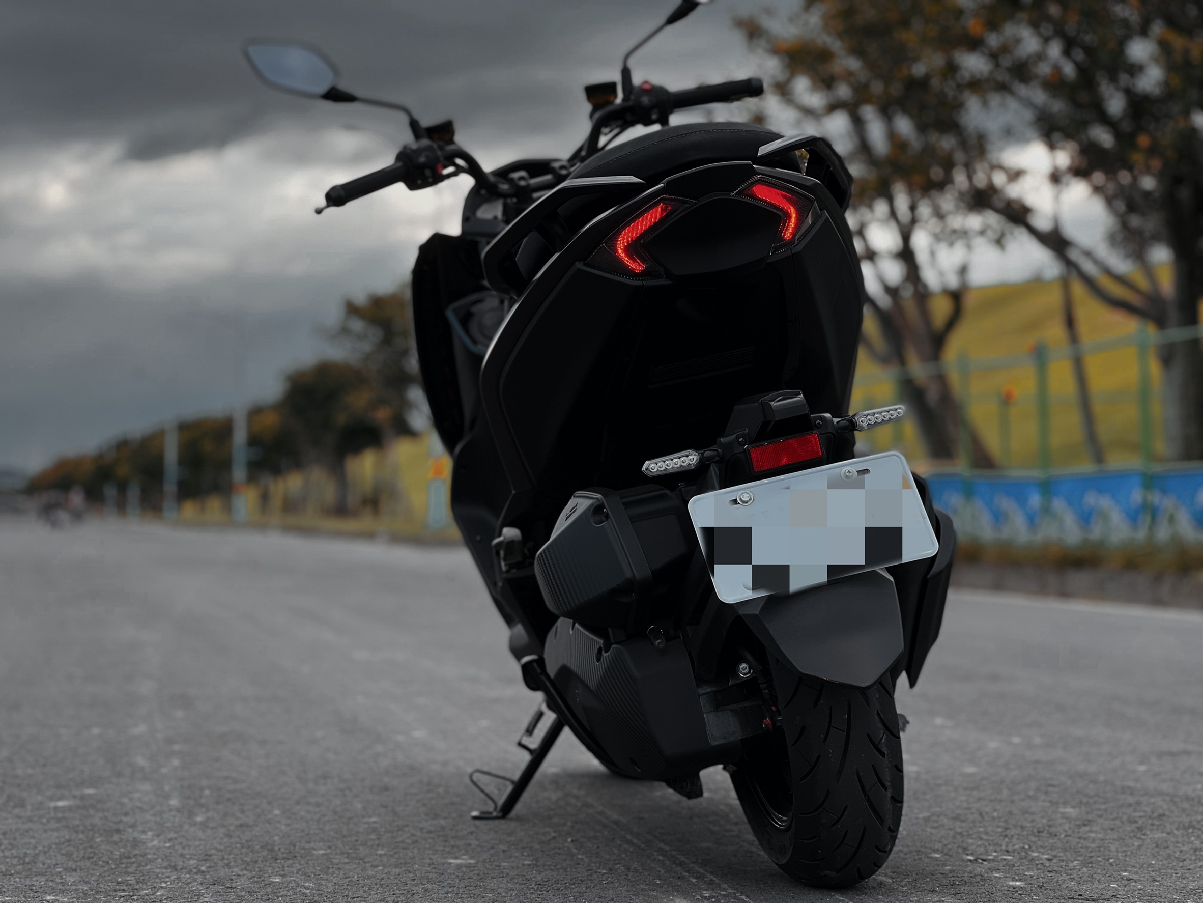 SYM曼巴MMBCU 首開箱 - Mobile01