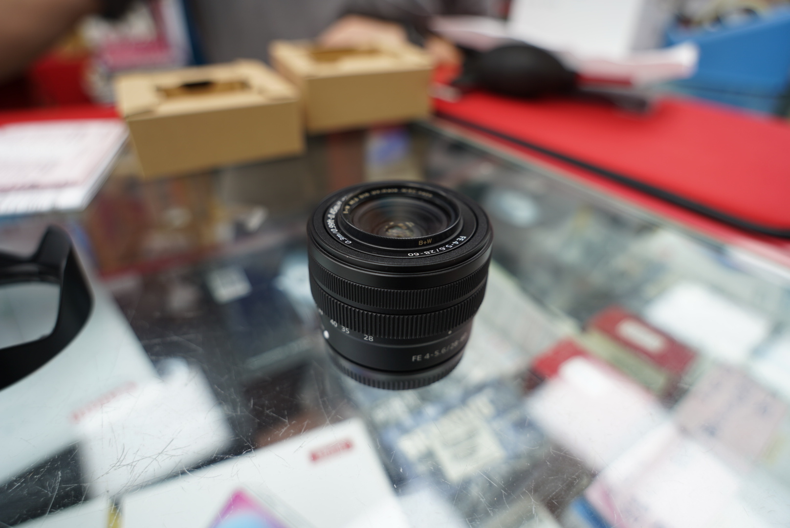 TAMRON 20-40mm F/2.8 DiIII VXD (A062) - Mobile01
