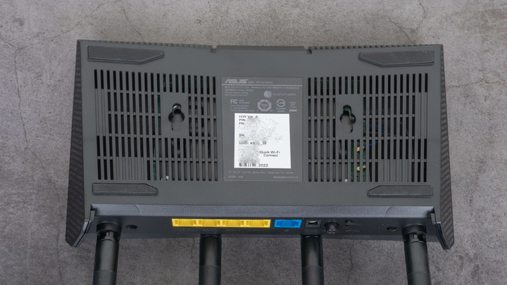 「開箱」ASUS RT-AX1800S - 入門 WiFi 6 路由器 - Mobile01